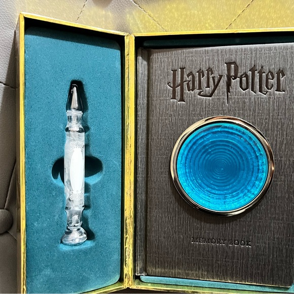 Warner Bros. | Other | Harry Potter Exclusive Warner Bros ...